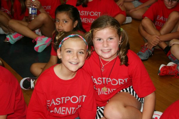 Eastport Elementary Celebrates First Day Of School With New Tradition ...