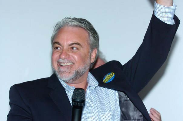 Alex Gregor Beats Out Jay Schneiderman For Independence Line, Forcing A ...