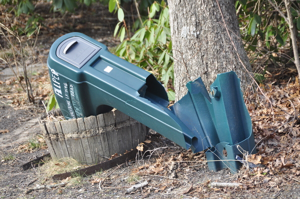 Destroyed Mailboxes: Foul Play Or Plow Damage? - 27 East