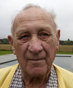 Charles Henry Groth of Water Mill dies at 84 - 27 East