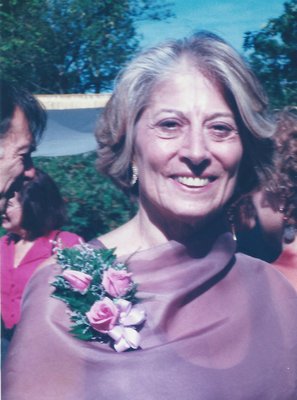 Joyce Ruth Silver Of Water Mill Dies March 5 - 27 East