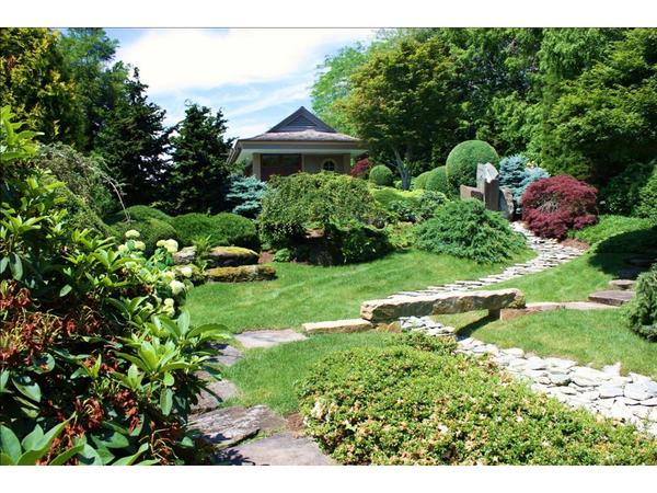 Design Experts Talk Hamptons Style - 27 East