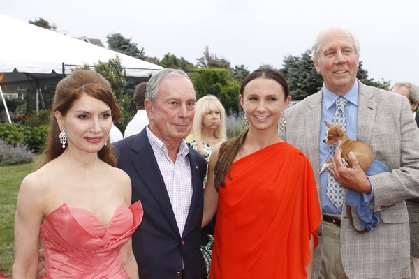 Southampton Animal Shelter Foundation Holds Fifth Annual Gala - 27 East