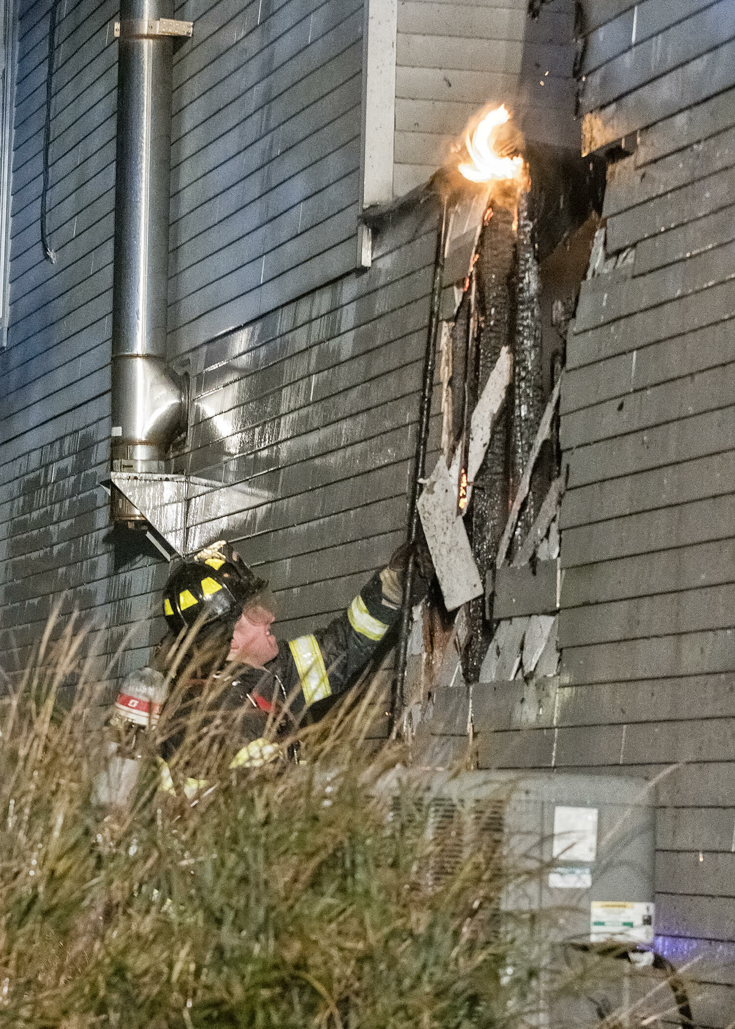 Dune Road Fire In Westhampton Beach Extinguished WIth No Injuries ...