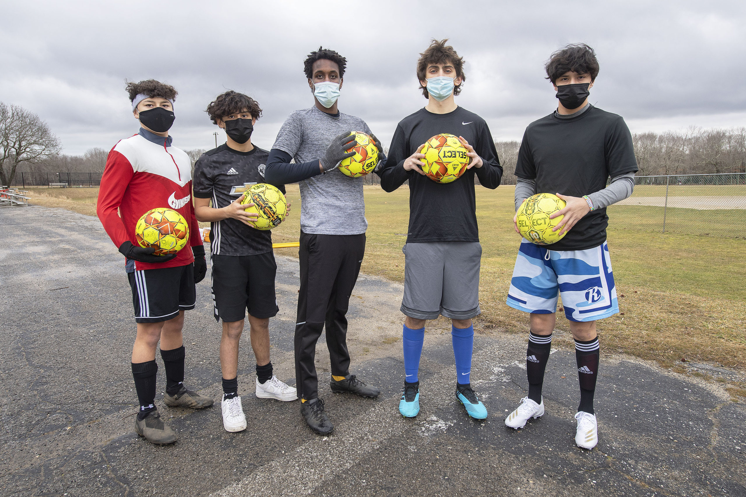 Pierson Decides To Play High-Risk Sports This Fall - 27 East