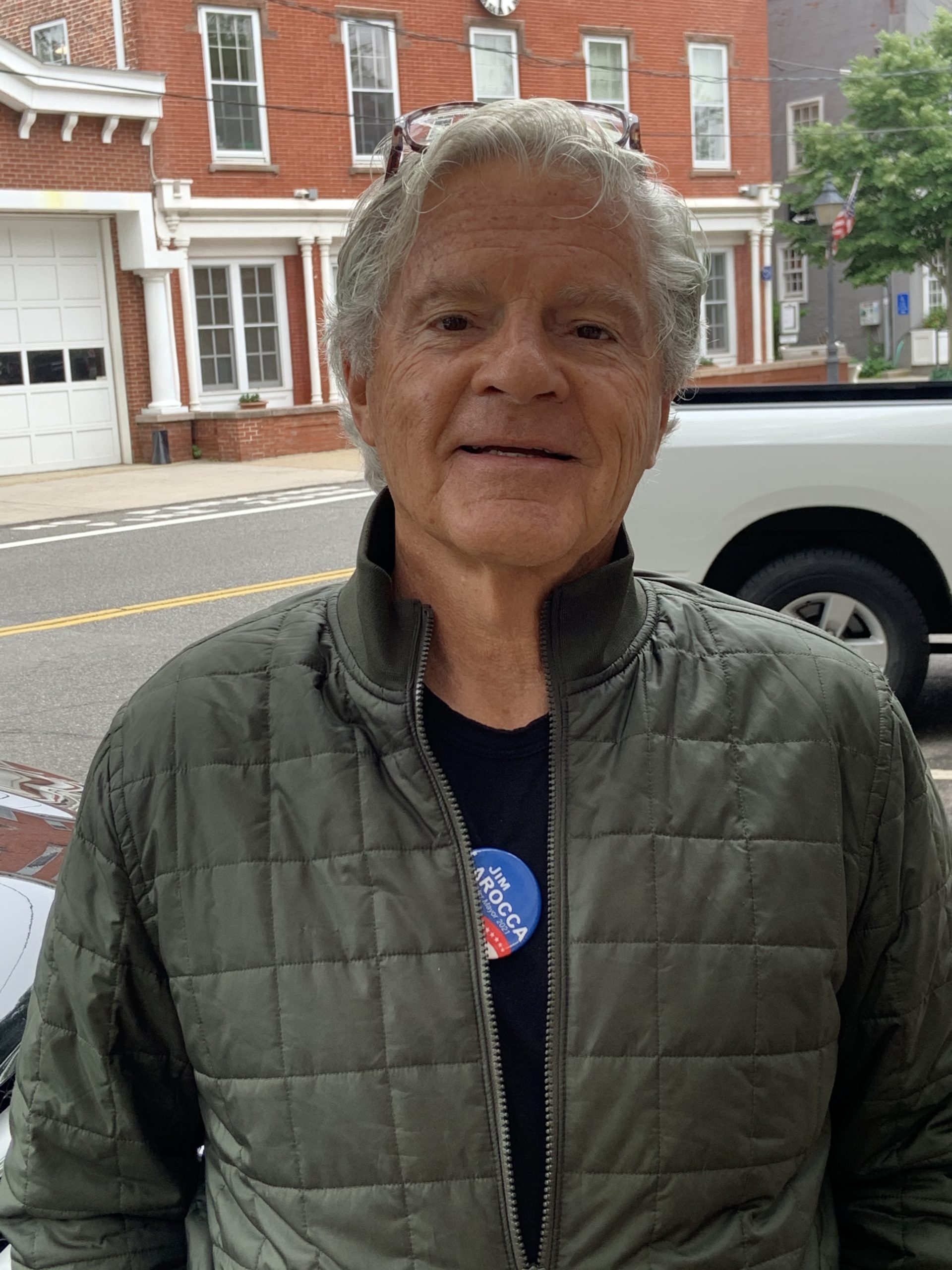 Mulcahy, Larocca Lock Horns In Sag Harbor - 27 East