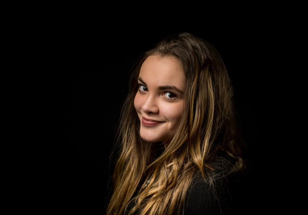 The Theater Bug Runs In This Family: Hope Hamilton, Daughter Of Bay ...