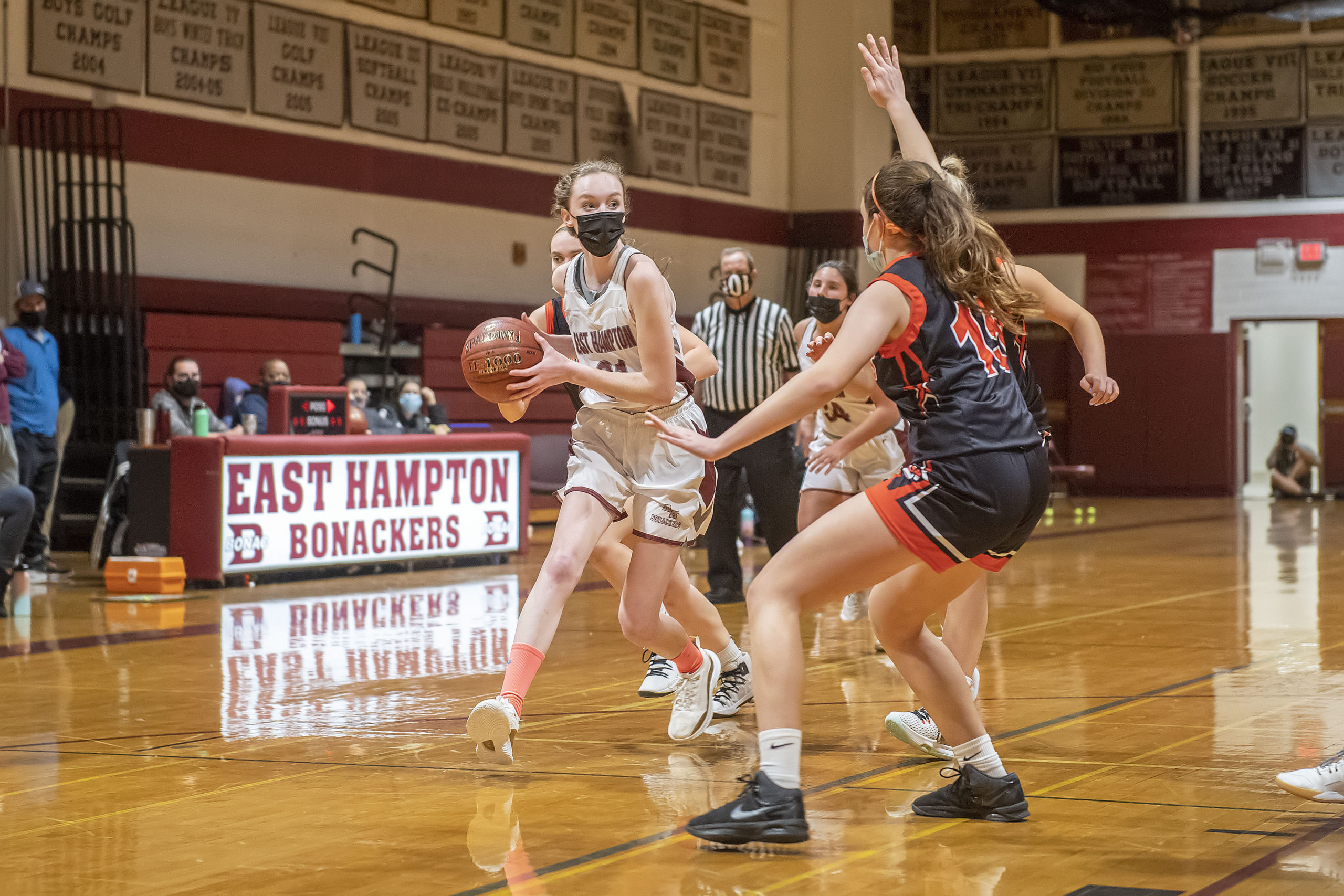 COVID Has Halted East Hampton Girls Basketball Team's Growth - 27 East