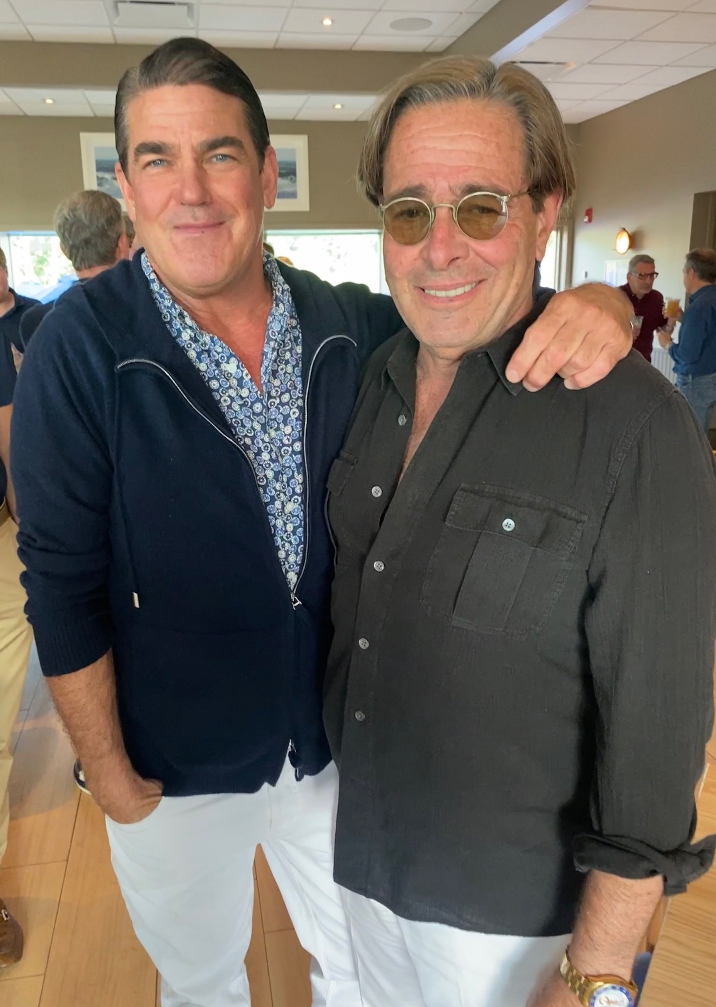 'Cocktails at Lunch' Serves as LGBTQ-Friendly Haven - 27 East