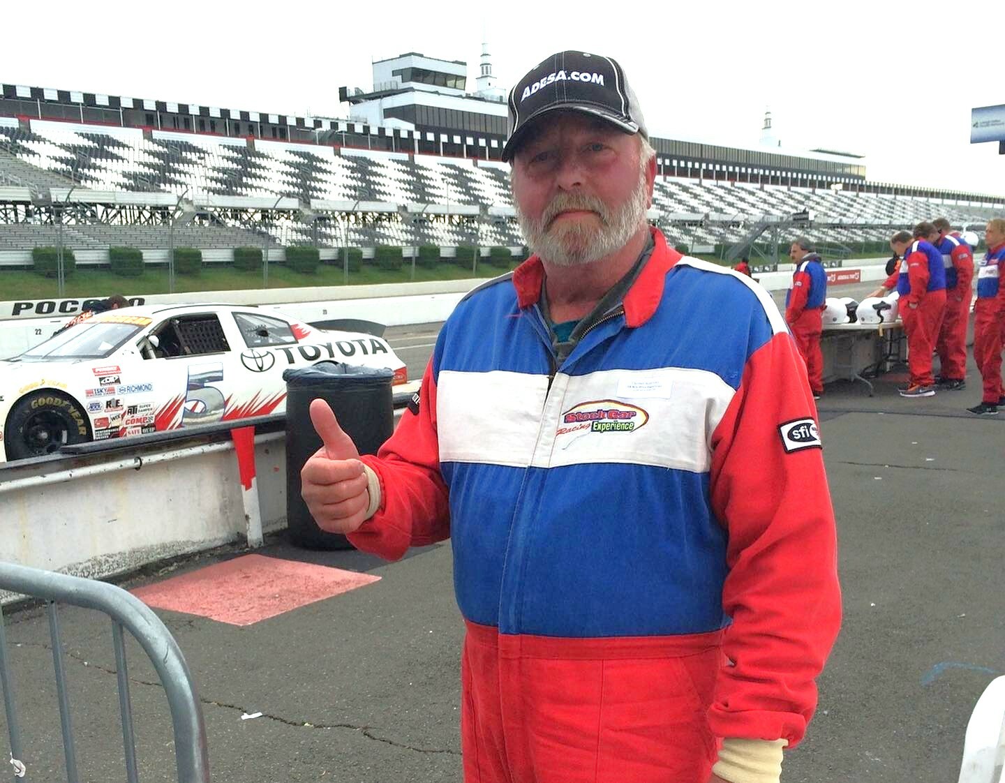 Thomas R. Andrews Of Southampton Dies August 27 - 27 East