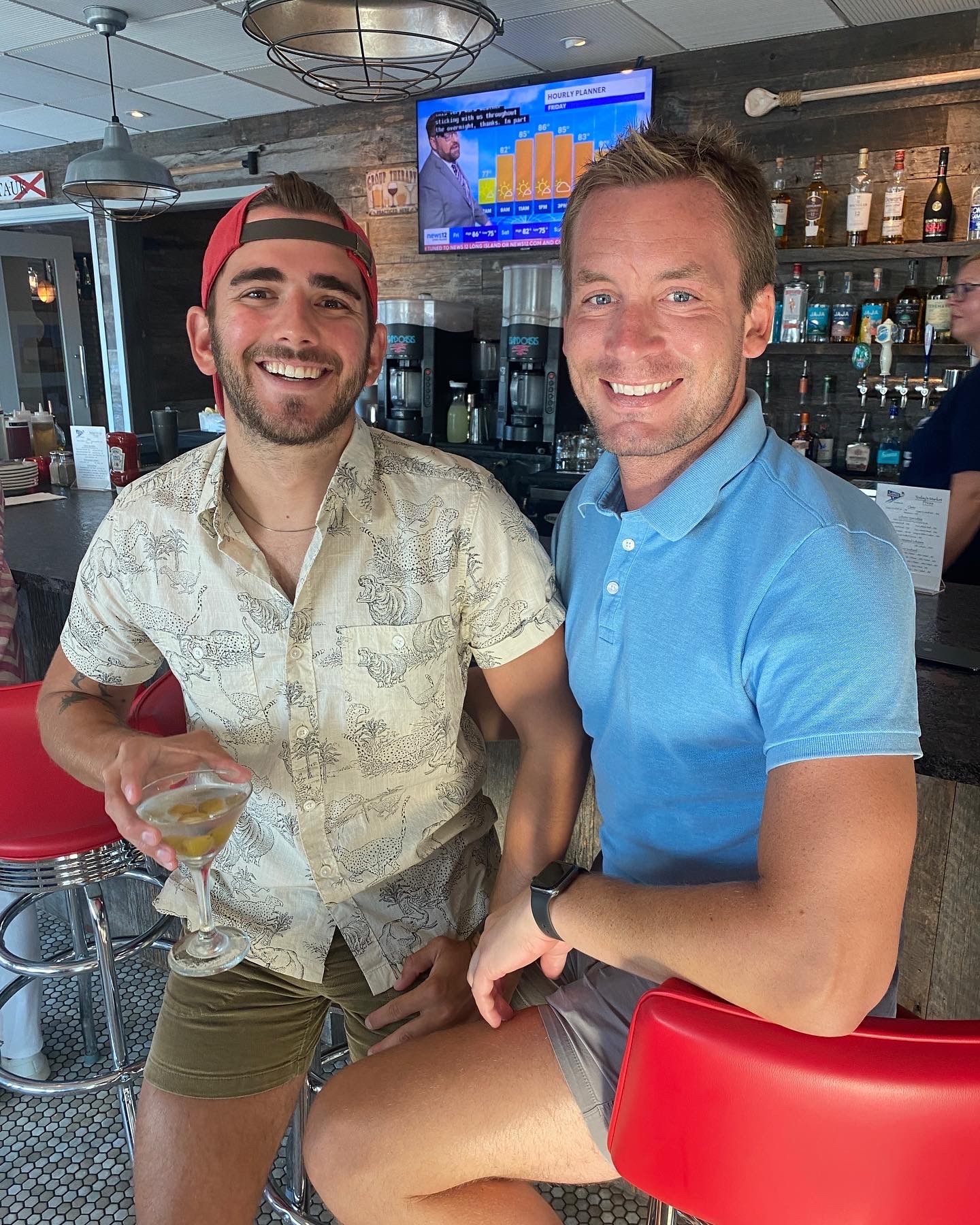 'Cocktails at Lunch' Serves as LGBTQ-Friendly Haven - 27 East