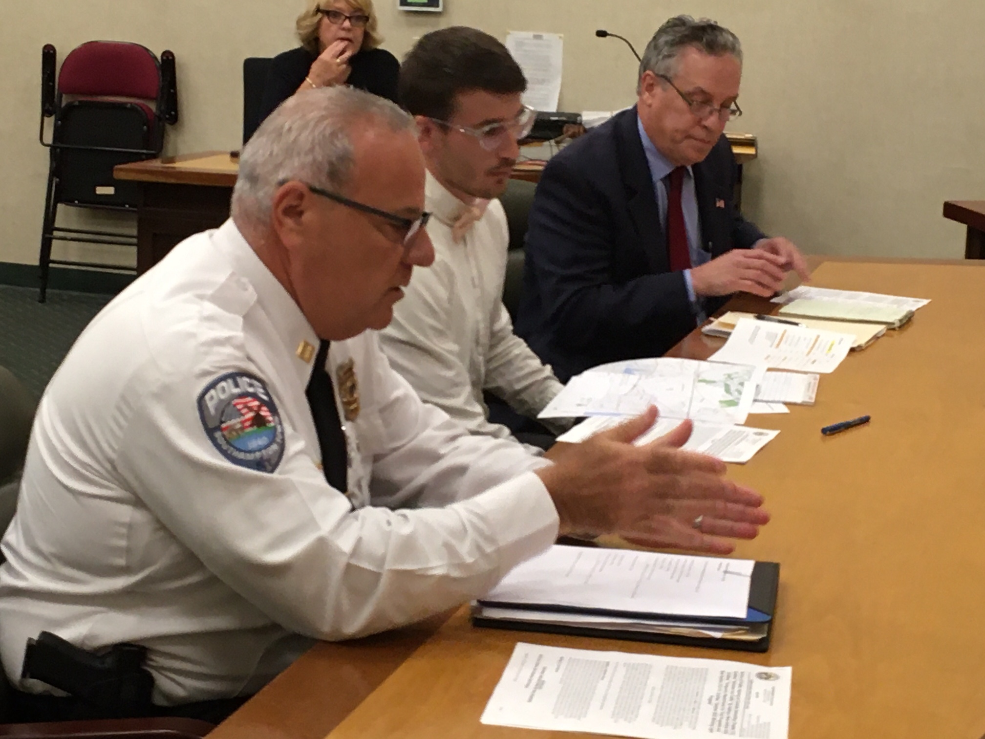 Flashing Light Pilot Program in Southampton May Be on the Horizon - 27 East