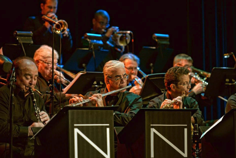 Holiday Concerts at Suffolk Theater Invoke Frank Sinatra and Billy Joel ...