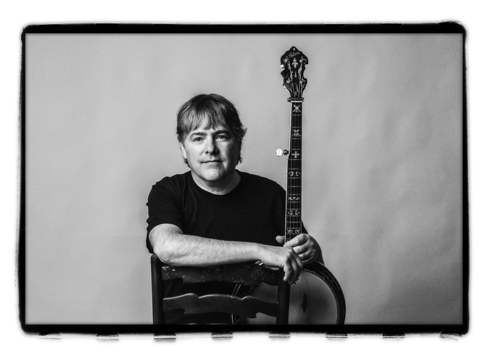 Béla Fleck to Perform at Guild Hall - 27 East