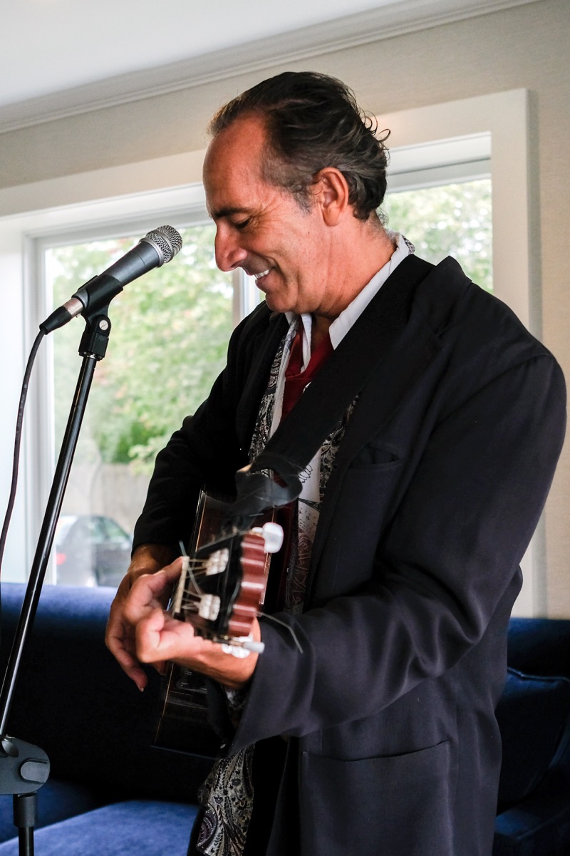 Merat To Channel Jacques Brel at Bay Street - 27 East