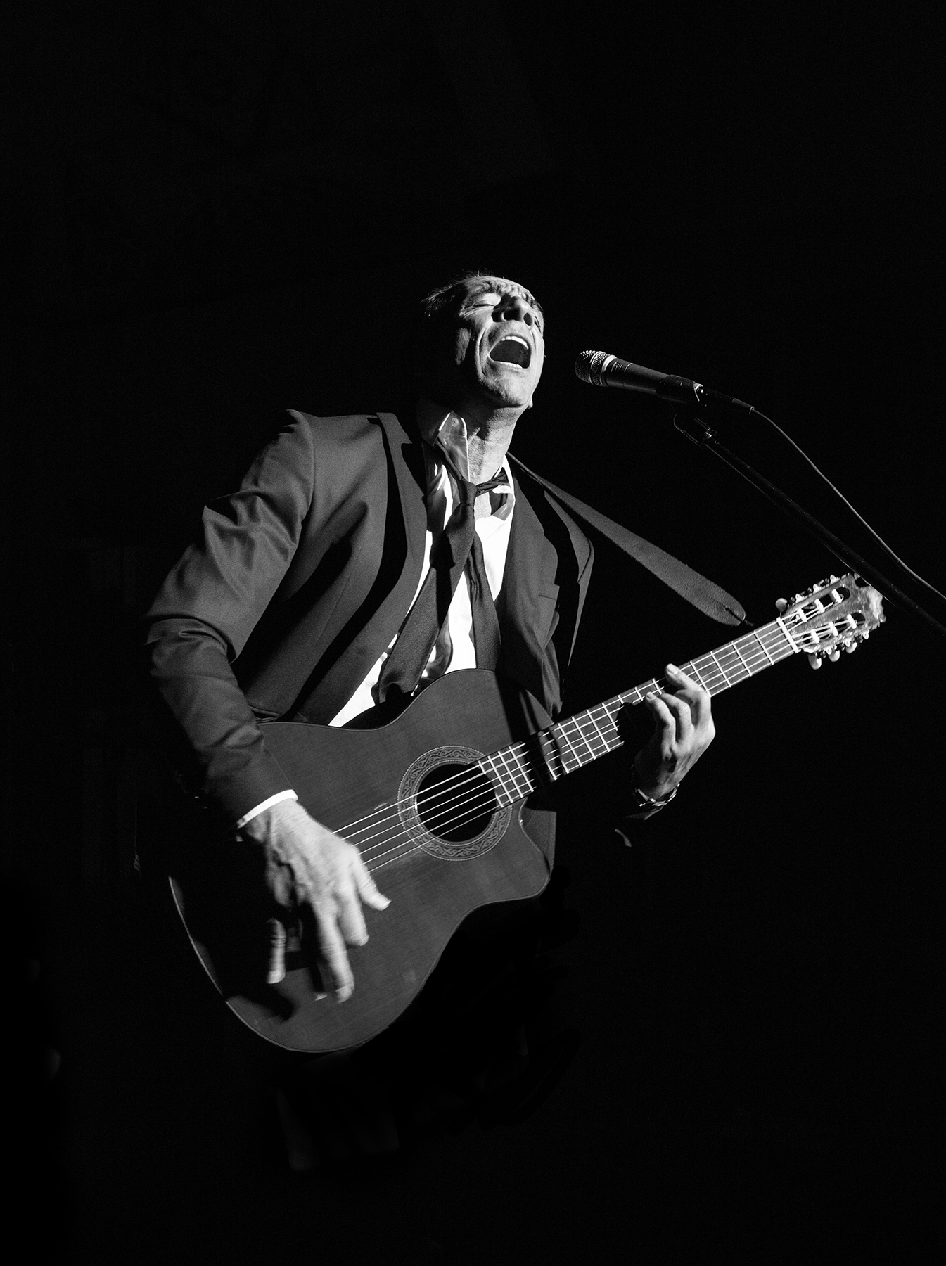 Alfredo Merat Channels Jacques Brel - 27 East