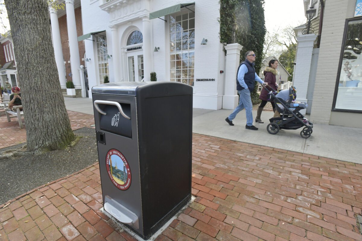 Bigbelly Solar-Powered Garbage Cans Hit the Streets in Southampton ...