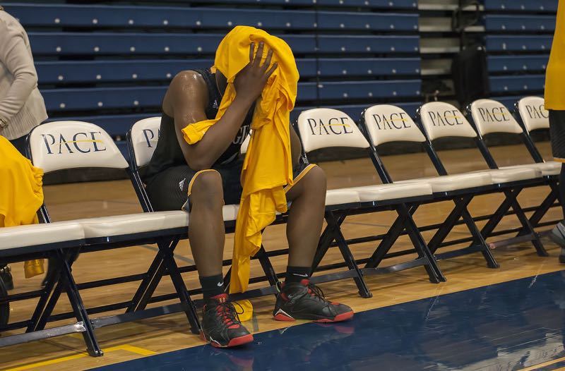 Bridgehampton Basketball Season Ends in Regional Final - 27 East