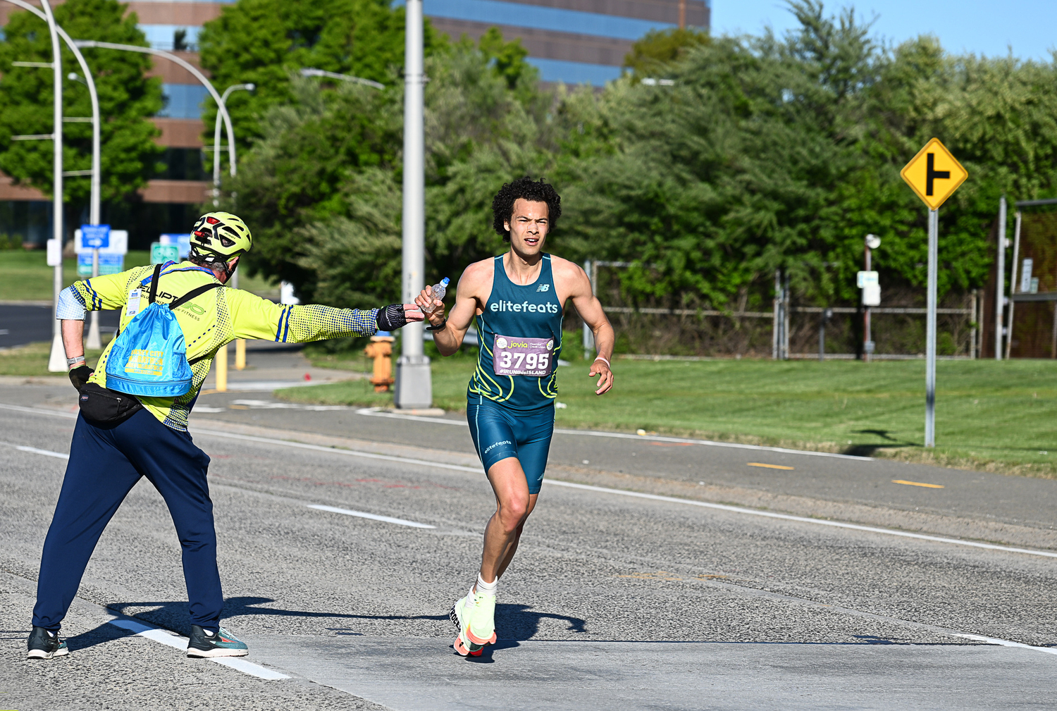 Westhampton's Jordan Daniel Wins 50th Annual Long Island Marathon - 27 East