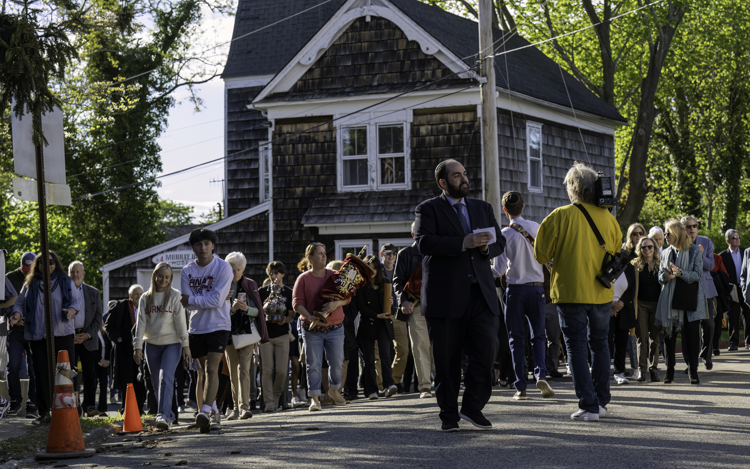 Sag Harbor's Temple Adas Israel Celebrates Its Return Home - 27 East